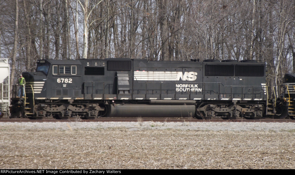 NS 6782